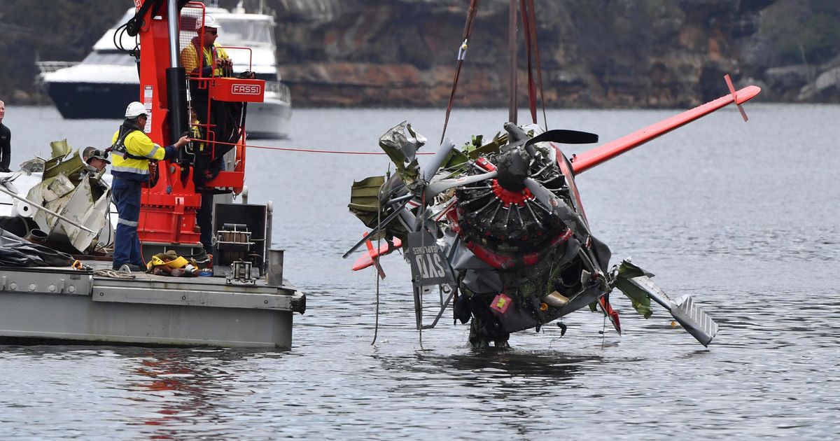 Investigator blames exhaust leak for Sydney seaplane crash | The ...