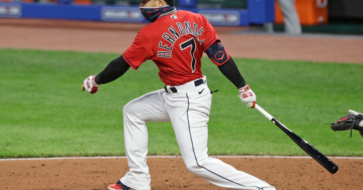 AP source: Indians, 2B César Hernández agree on 1-year deal | The ...