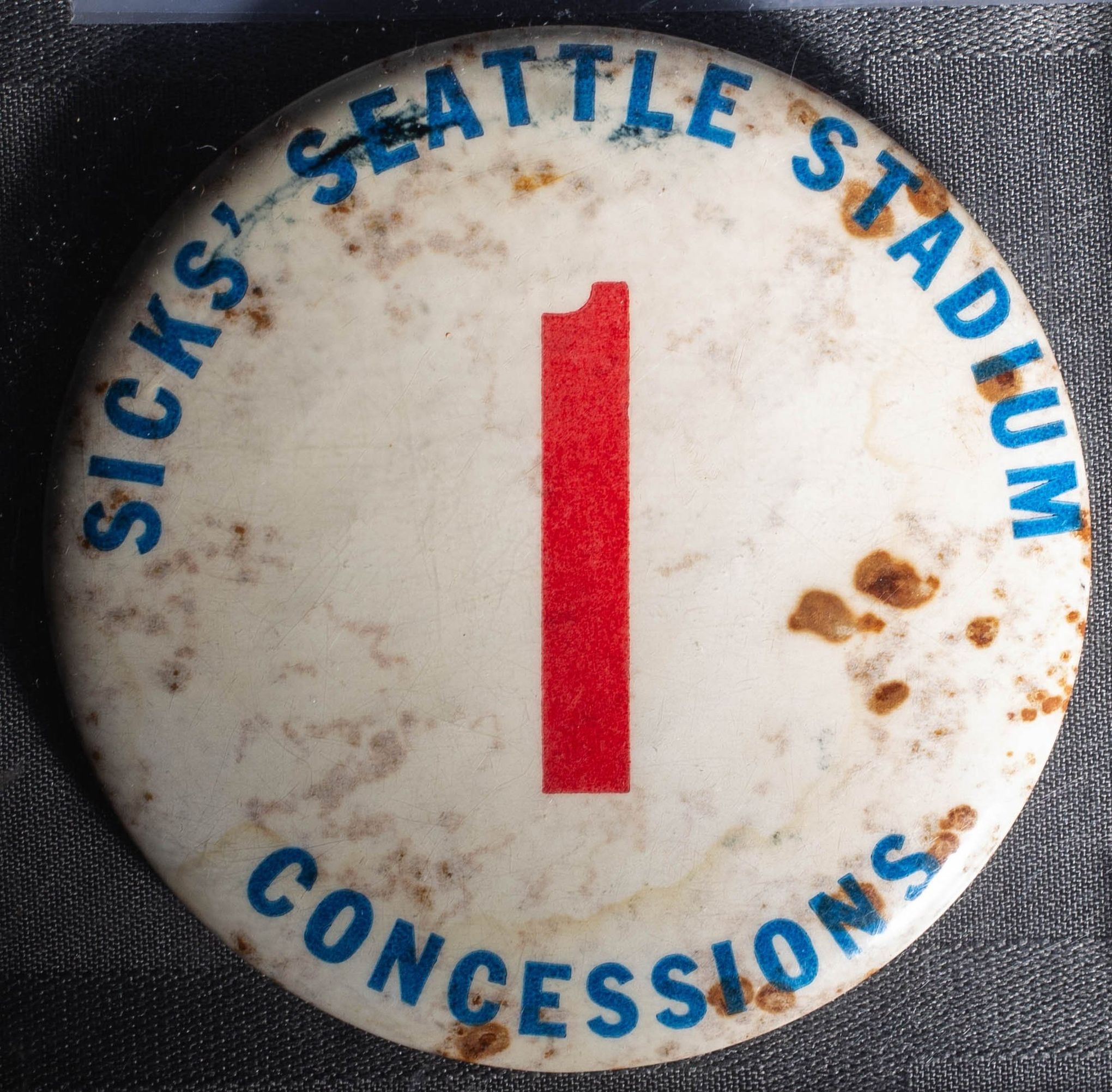 A major-league collector shares the connections (and the youth) he’s ...