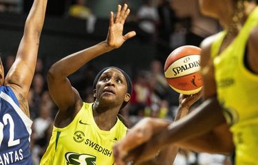 Crystal Langhorne retires with two WNBA titles, joins Storm front ...