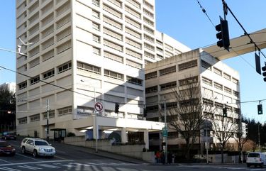 COVID-19 outbreak in Seattle’s King County Jail sends 46 into medical ...