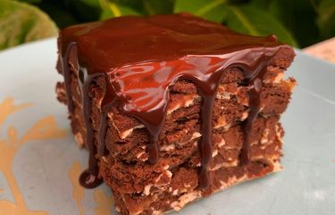 Here’s a sweet ending to a Passover (or any) meal: Chocolate-Matzah ...