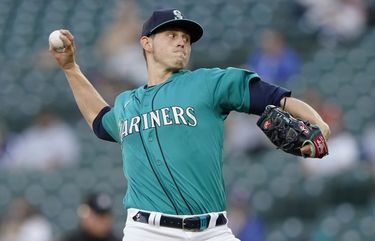 Mariners finally get production from lower part of batting order, down ...