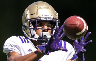 UW cornerback Keith Taylor taken by Carolina in the fifth round of 2021 ...