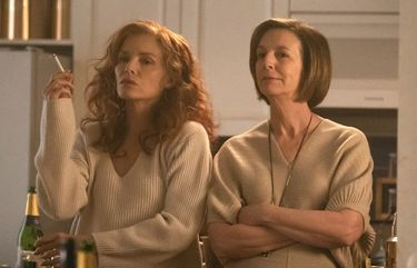 ‘French Exit’ review: Michelle Pfeiffer leads a fine cast that tries ...