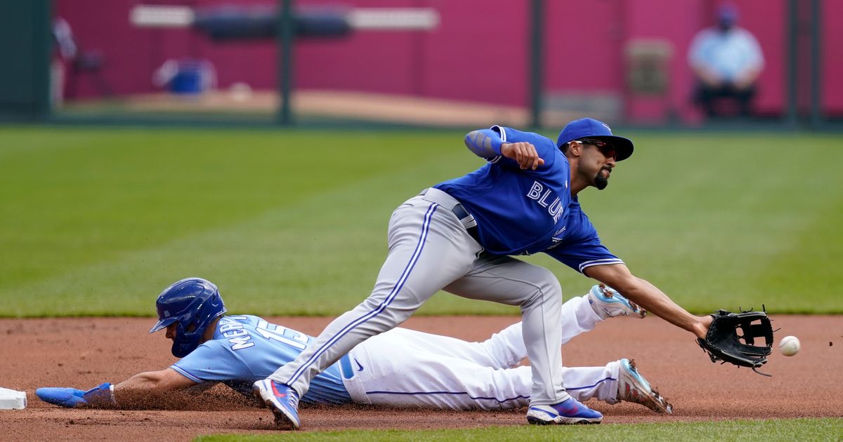 Royals love to run — and they’ve raced to MLB’s top mark | The Seattle ...