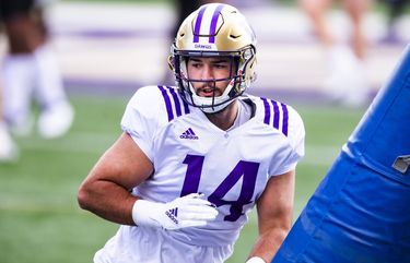 Linebacker Josh Calvert leaves UW Huskies, likely headed to transfer ...