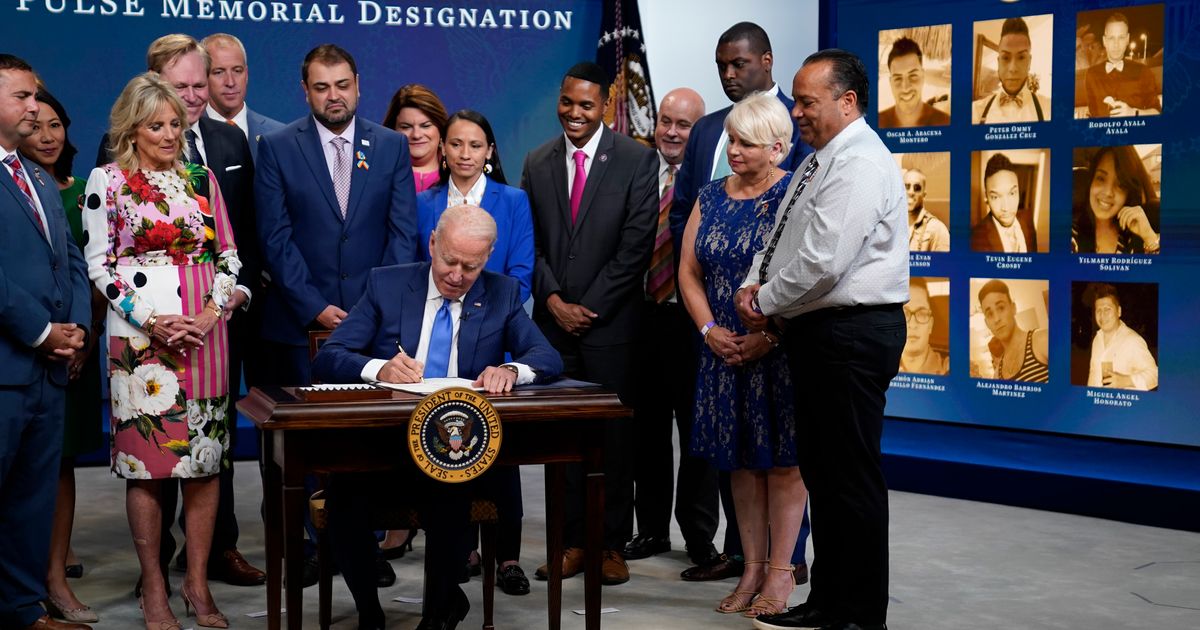 Biden celebrates Pride Month, highlighting LGBTQ rights | The Seattle Times