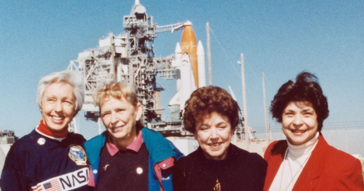 82-year-old female aerospace pioneer to ride rocket with Jeff Bezos ...