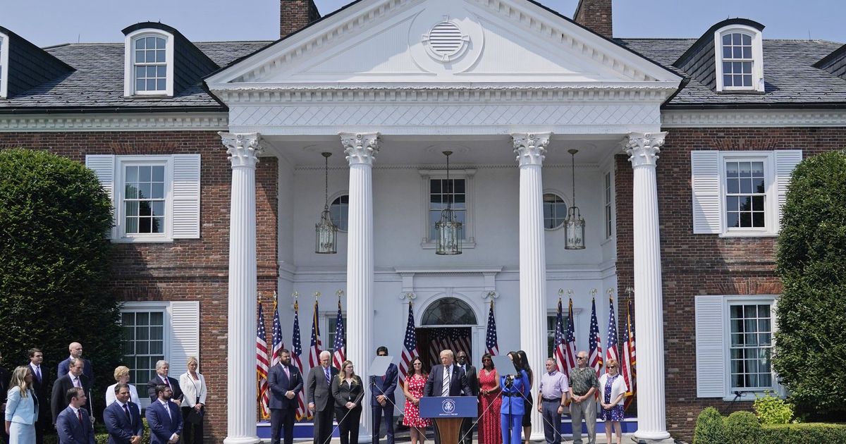 Trump charged Secret Service nearly $10,200 in May for agents’ rooms ...