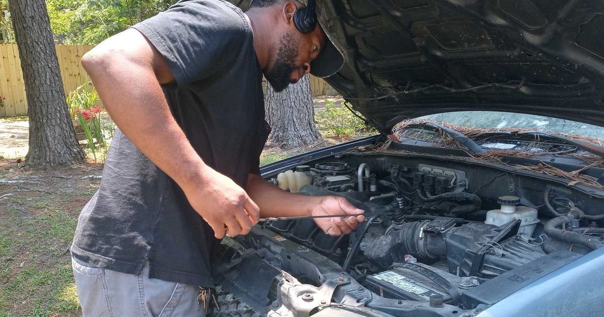 A restaurant owner trades BBQ ribs for junk cars — then fixes the cars ...
