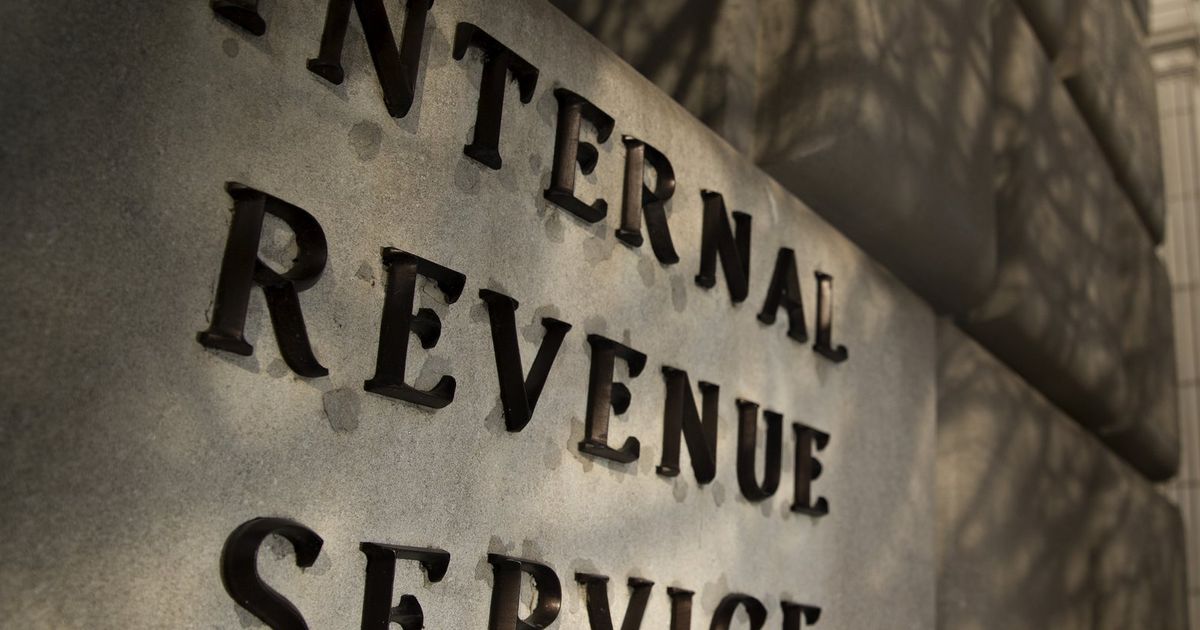 Taxpayers expecting refunds receive confusing IRS letter requesting ...