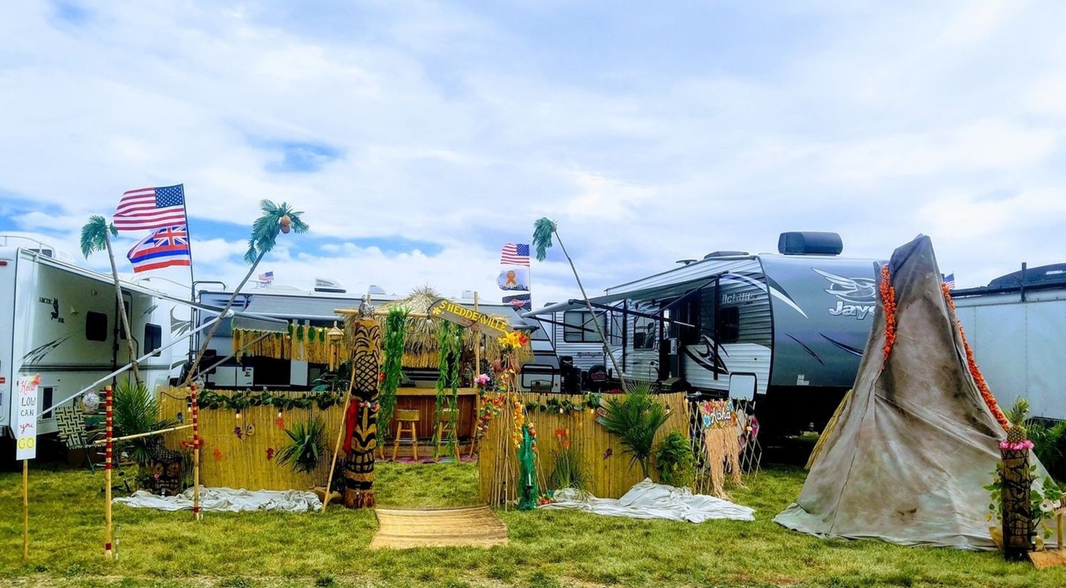 Watershed country bash, with its unique festival culture, marks ...