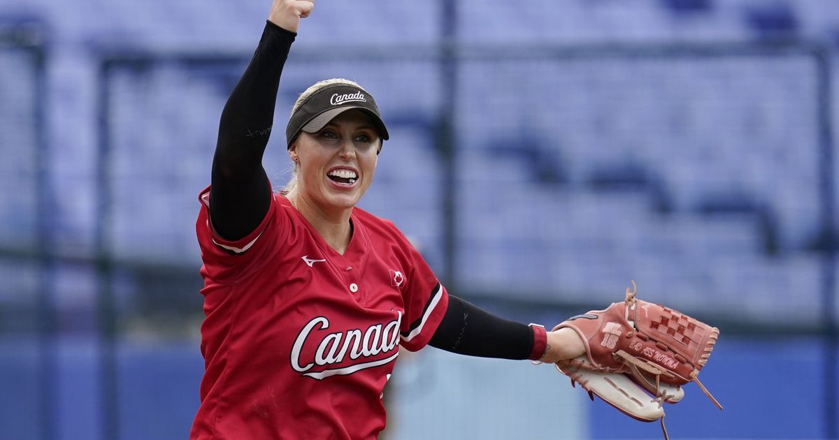 Former UW star Danielle Lawrie powers Canada to Olympic bronze; players ...
