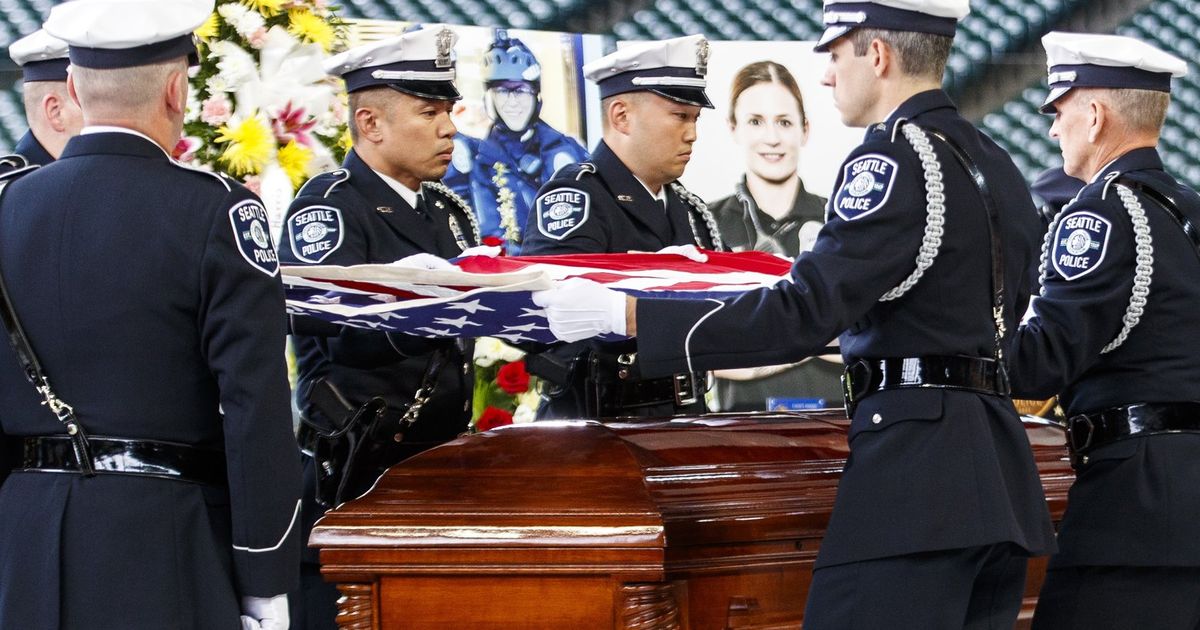 Photos: Mourners remember SPD Officer Lexi Harris | The Seattle Times