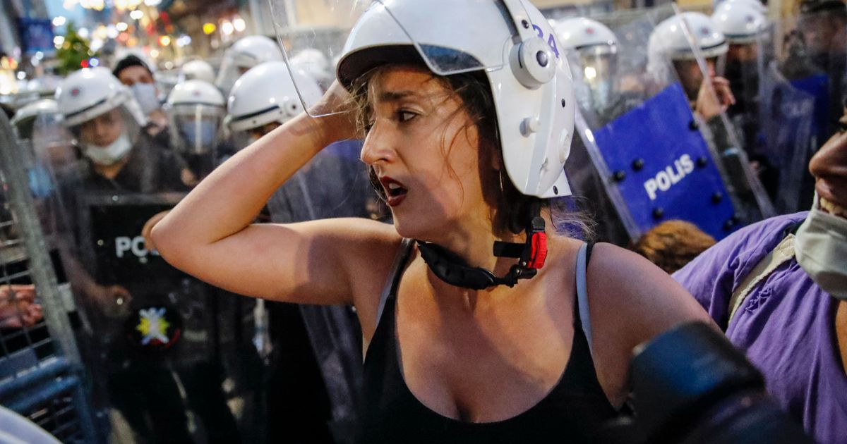 Turkey officially withdraws from treaty protecting women | The Seattle ...