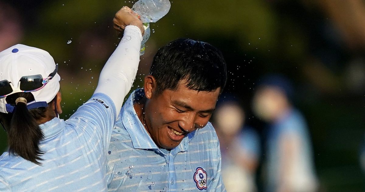 Former Husky star golfer C.T. Pan says winning bronze ‘better than a ...