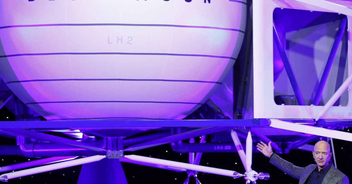 Jeff Bezos’ Blue Origin files suit as it pursues a slice of NASA moon ...