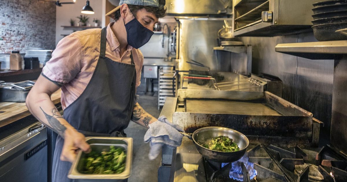 Seattle-area restaurant workers are struggling more than ever: ‘Most ...