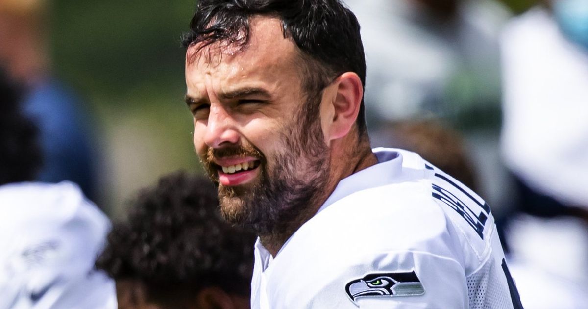 Seahawks get more from Nick Bellore, who plays all over the field and ...