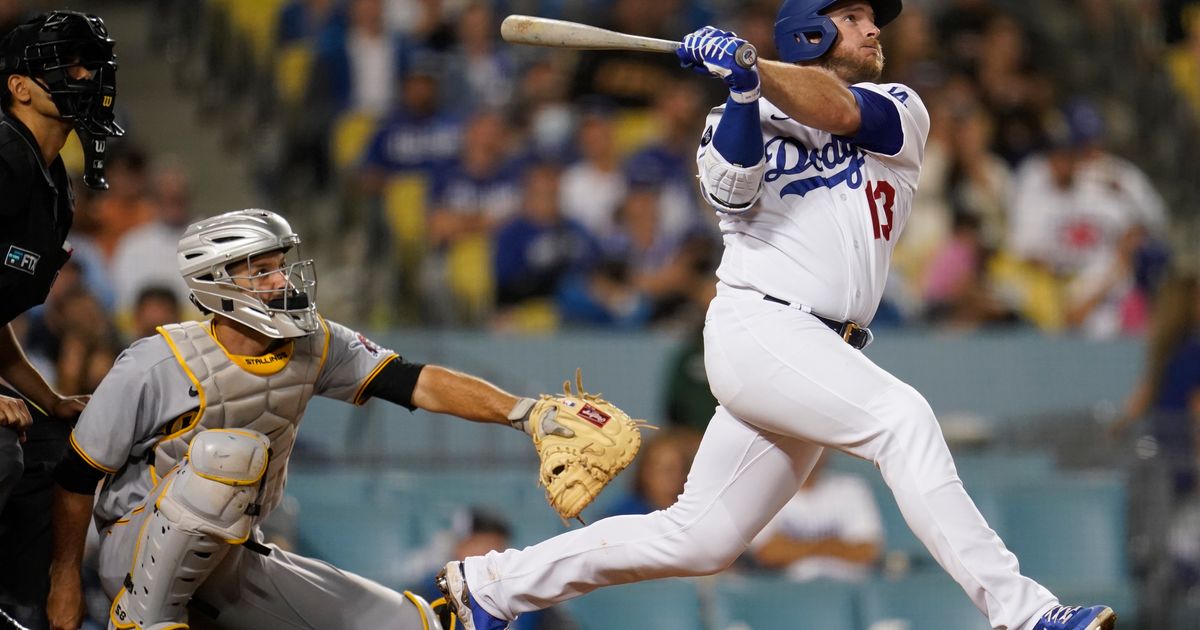 Dodgers beat Pirates 2-1 on HRs by McKinney and Muncy | The Seattle Times