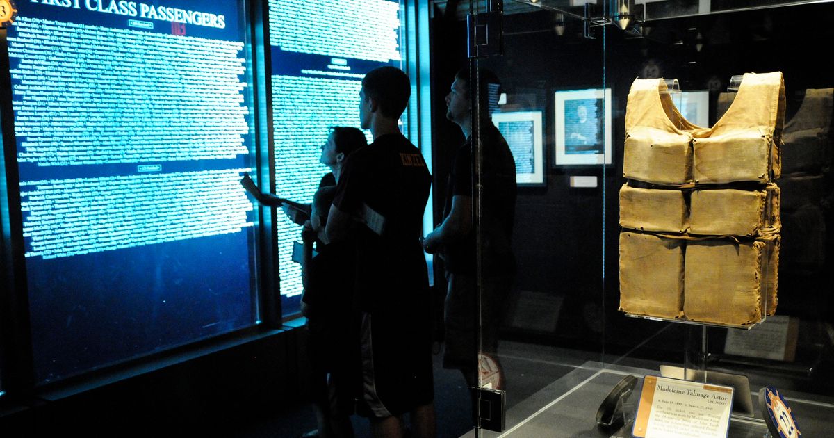 Wall of ice collapses at Titanic Museum in Tennessee, 3 hurt | The ...