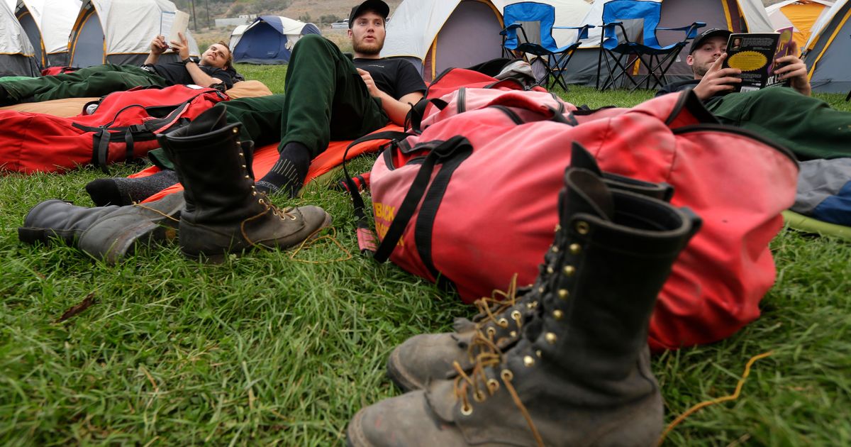 EXPLAINER: How wildfire camps keep crews ready for battle | The Seattle ...
