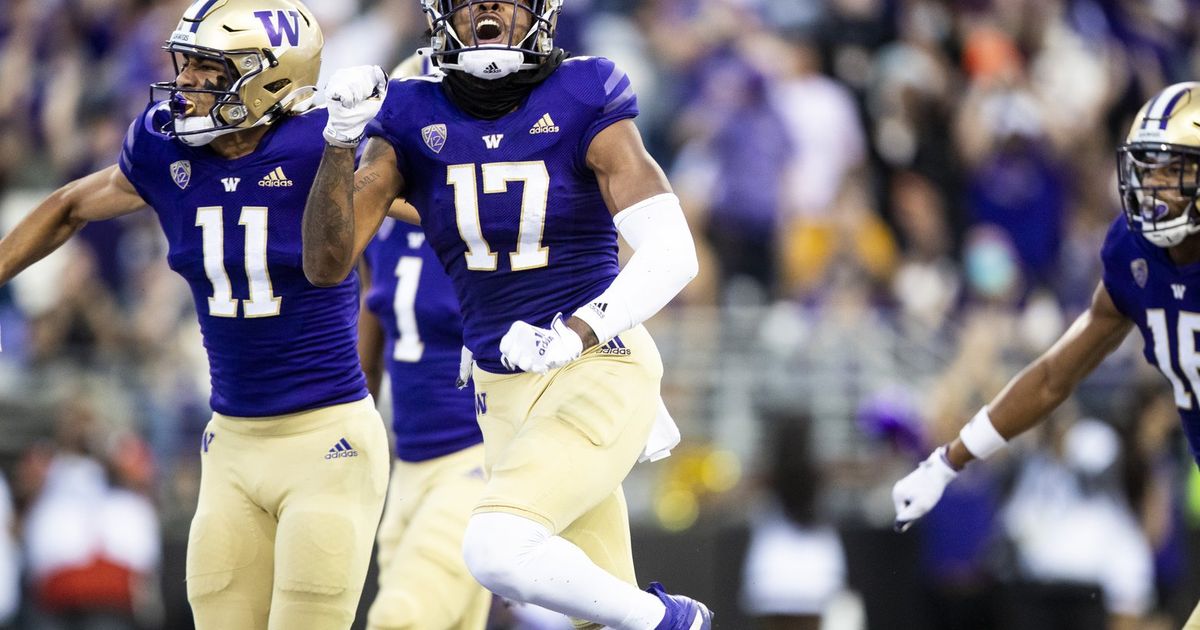 Emerging Washington wide receiver Taj Davis can pinpoint the precise ...