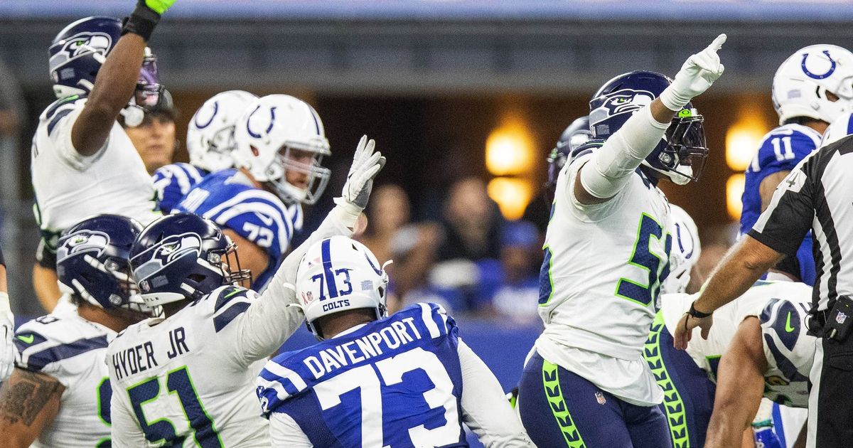 Photos: Seahawks open 2021 with road win over Colts | The Seattle Times