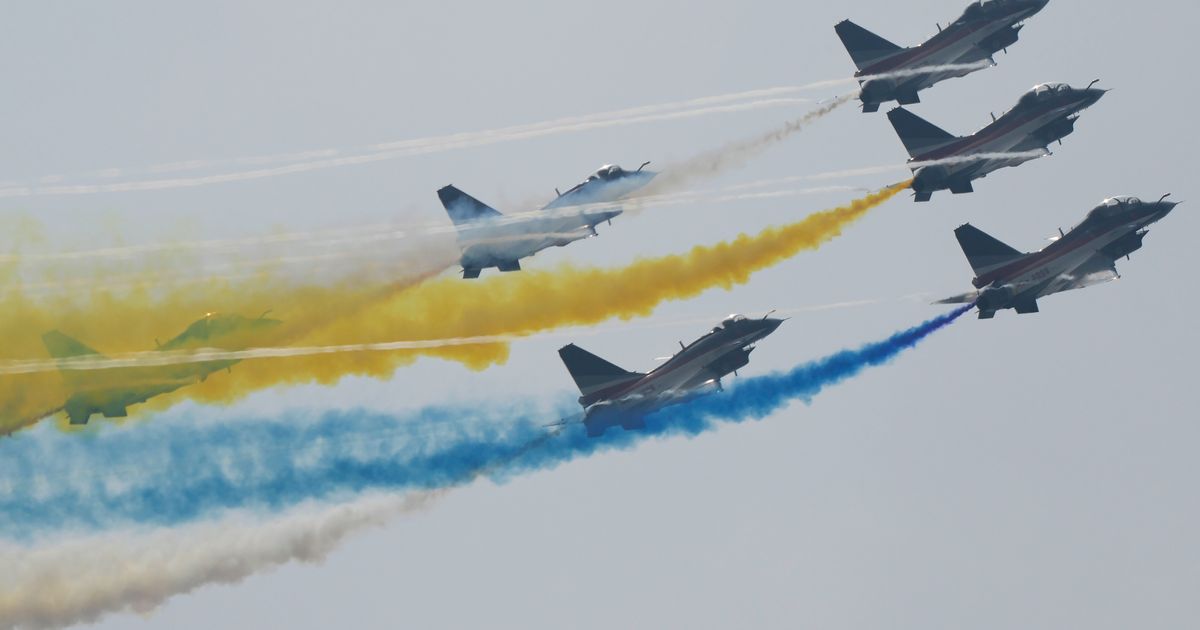 AP PHOTOS: China shows military planes at Zhuhai air show | The Seattle ...