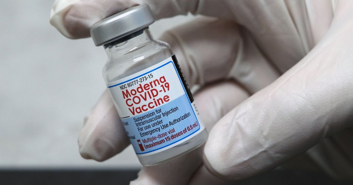 FDA panel endorses lower-dose Moderna COVID shot for booster | The ...