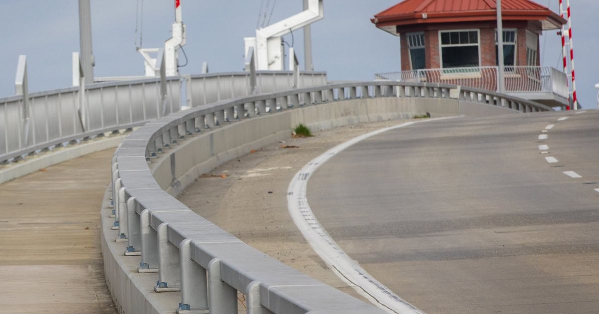 South Park Bridge reopens as Seattle City Light tallies closures from ...