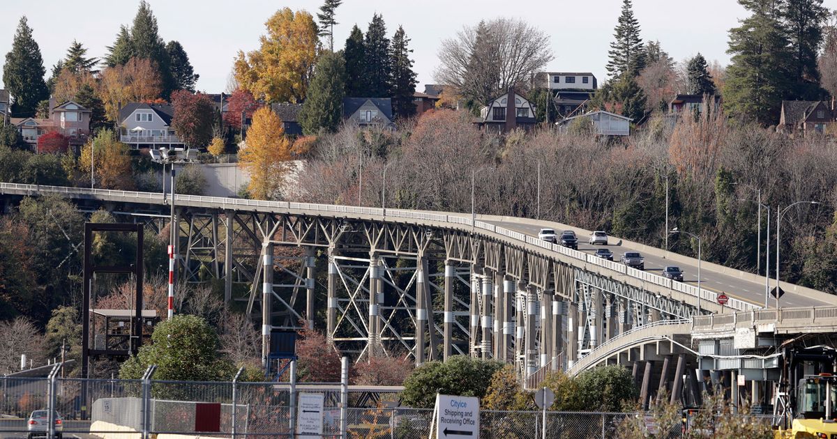 Seattle City Council must fund bridge maintenance | The Seattle Times