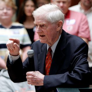 Linwood Holton Jr, 1st GOP Va governor of 20th century, dies | The ...