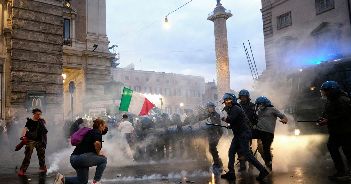 Calls rise in Italy to ban pro-fascism groups after rampage | The ...