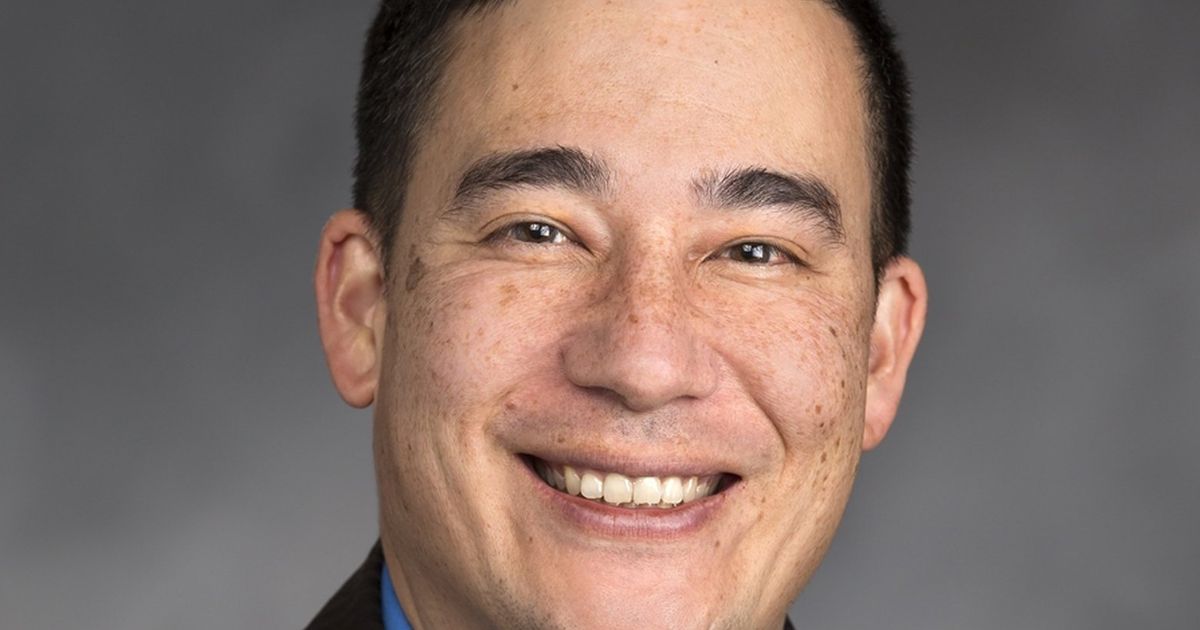 Inslee selects Democratic Sen. Steve Hobbs to temporarily replace ...