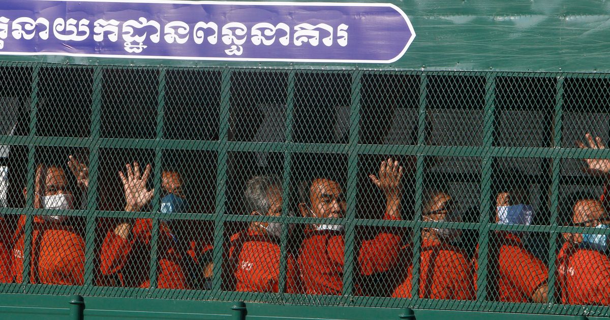 Cambodian court denies bail to 14 opposition members | The Seattle Times