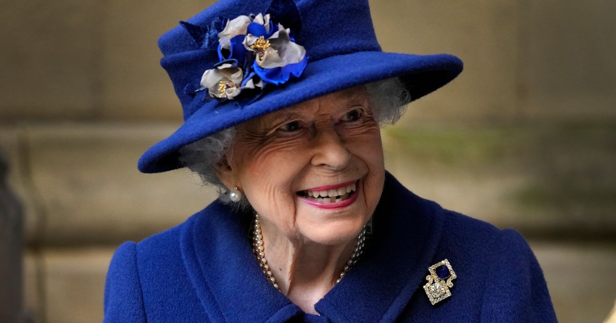Palace: Queen Elizabeth II will attend remembrance service | The ...