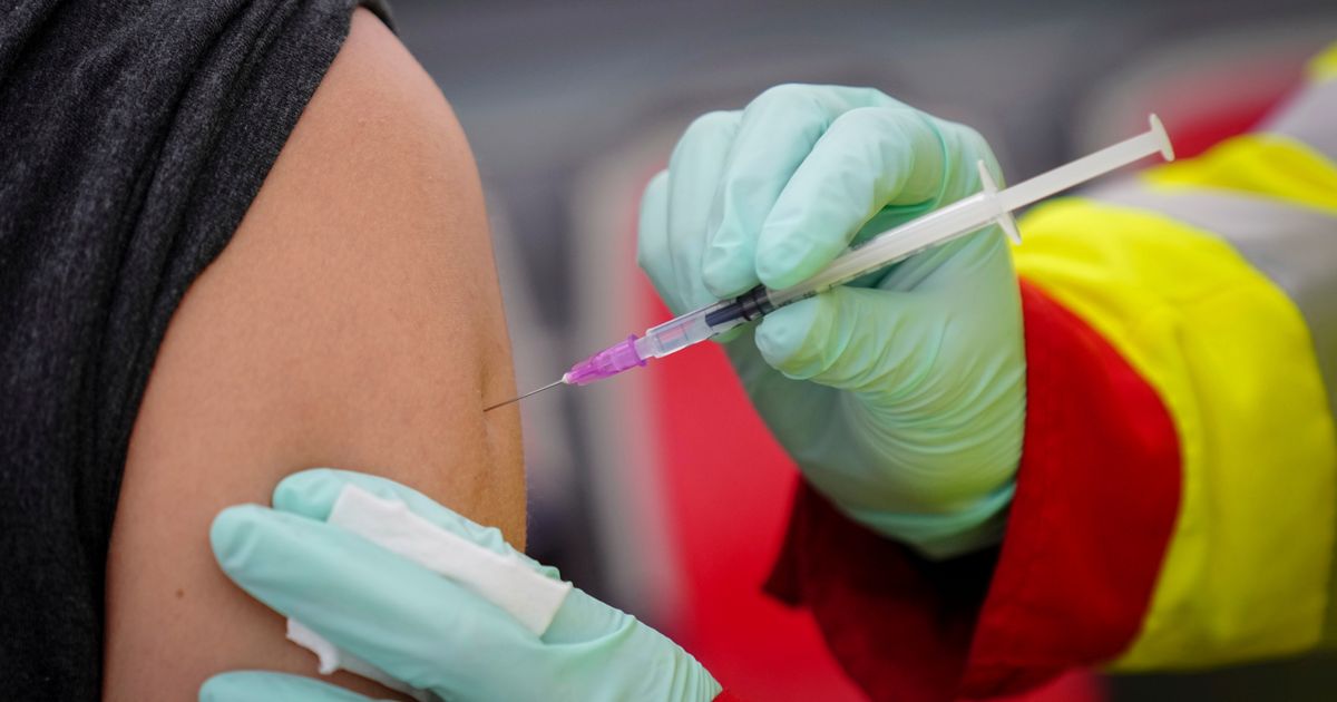 German soldiers face vaccine mandate as COVID cases rise | The Seattle ...