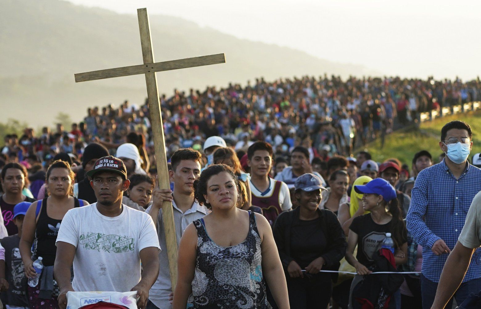 ICE holds growing numbers of immigrants at private facilities despite ...