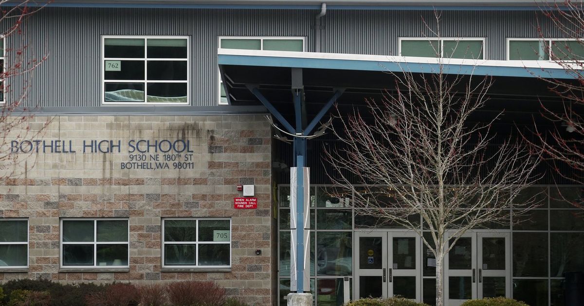Threatening graffiti, social media posts close Bothell High School ...