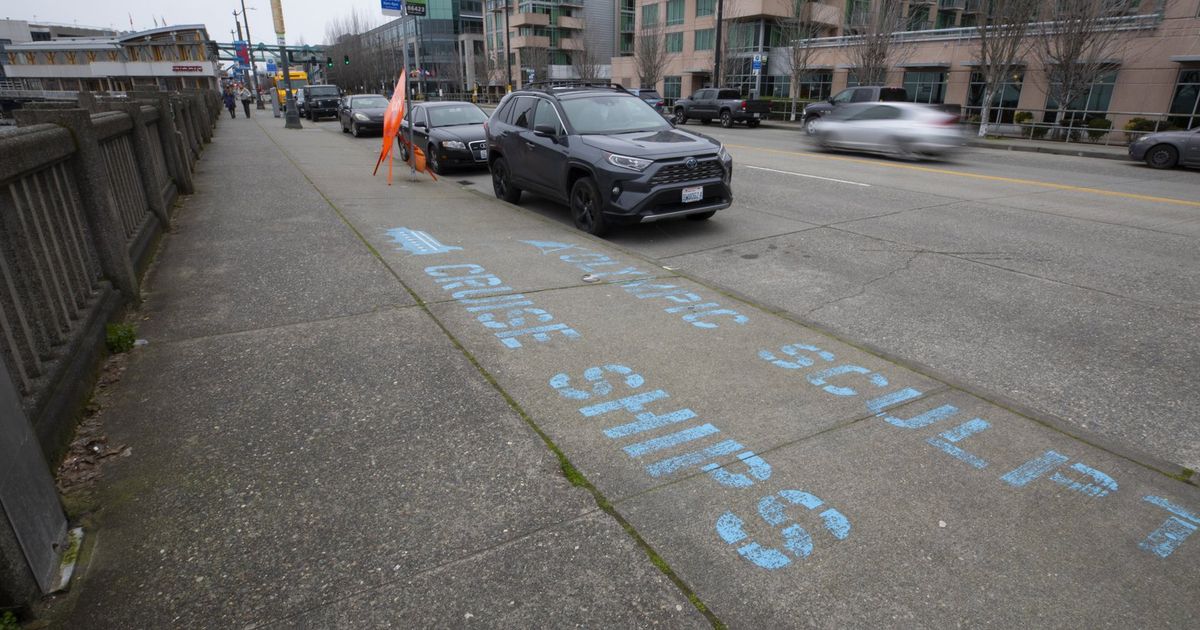 Don’t walk away from fixing Seattle’s sidewalks | The Seattle Times