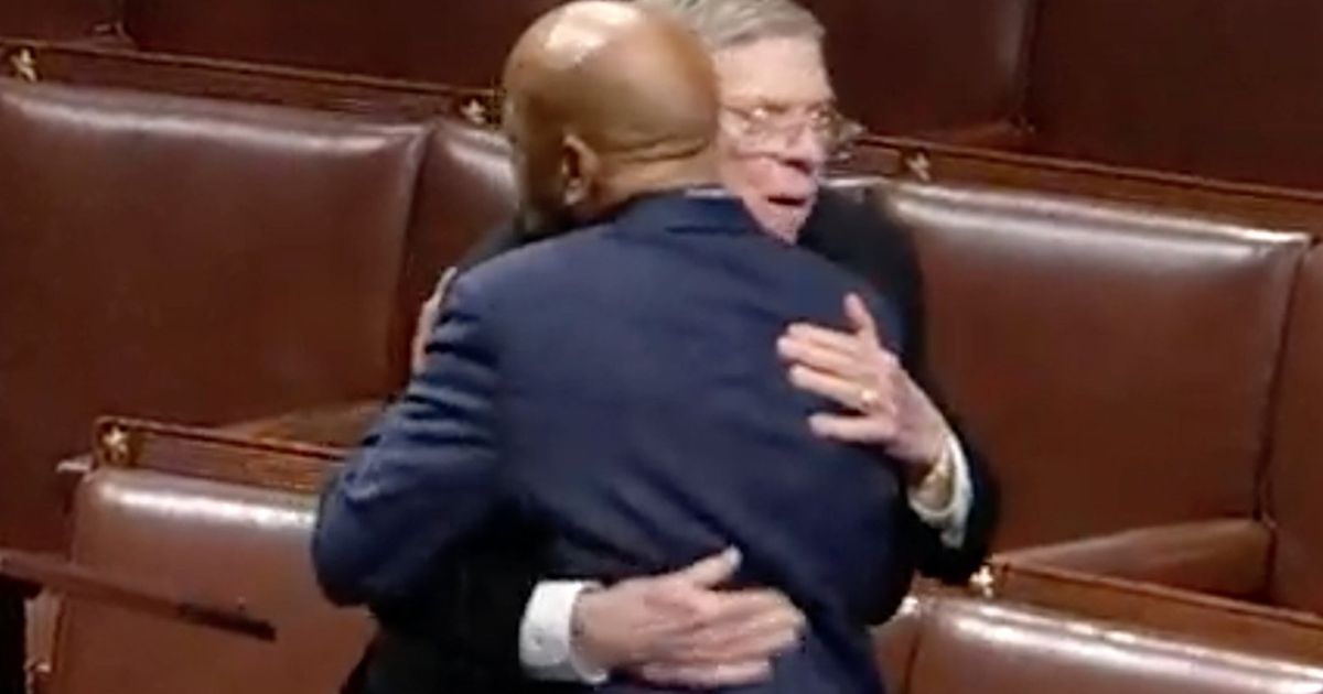 The example Johnny Isakson and John Lewis left behind | The Seattle Times