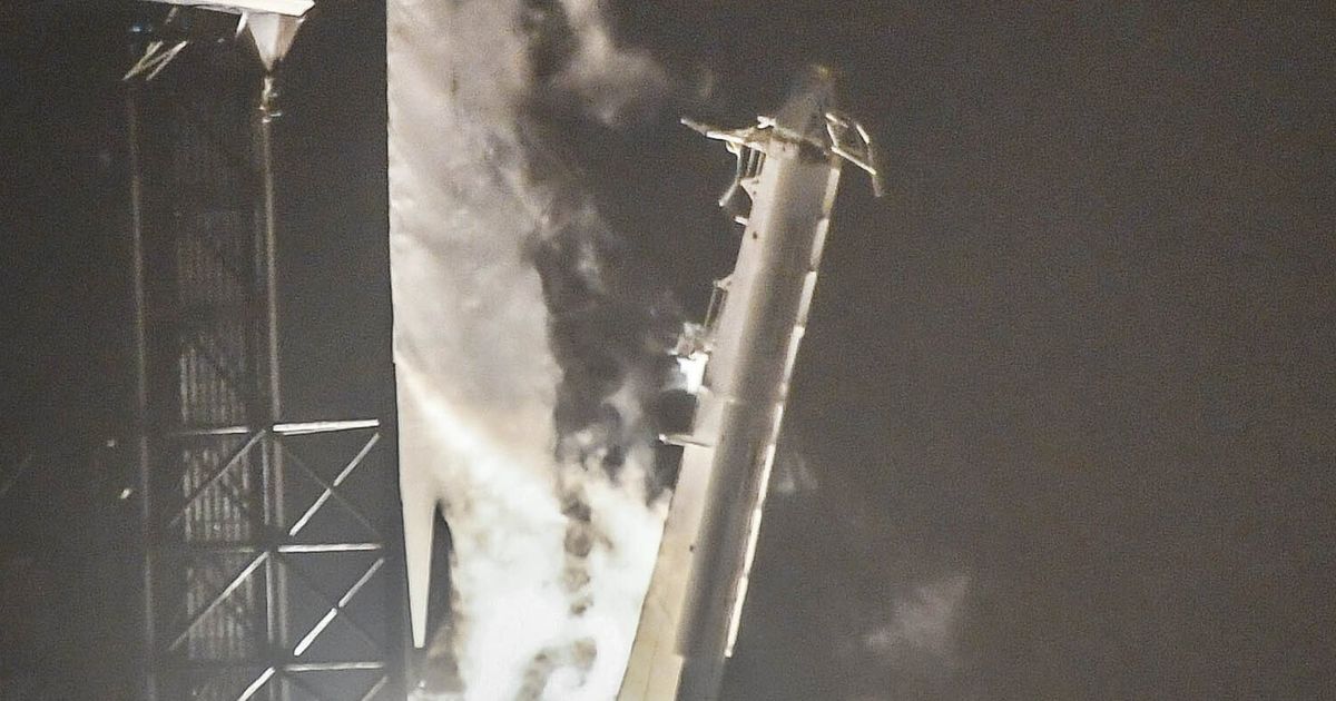 SpaceX launches Christmas presents, supplies to station | The Seattle Times