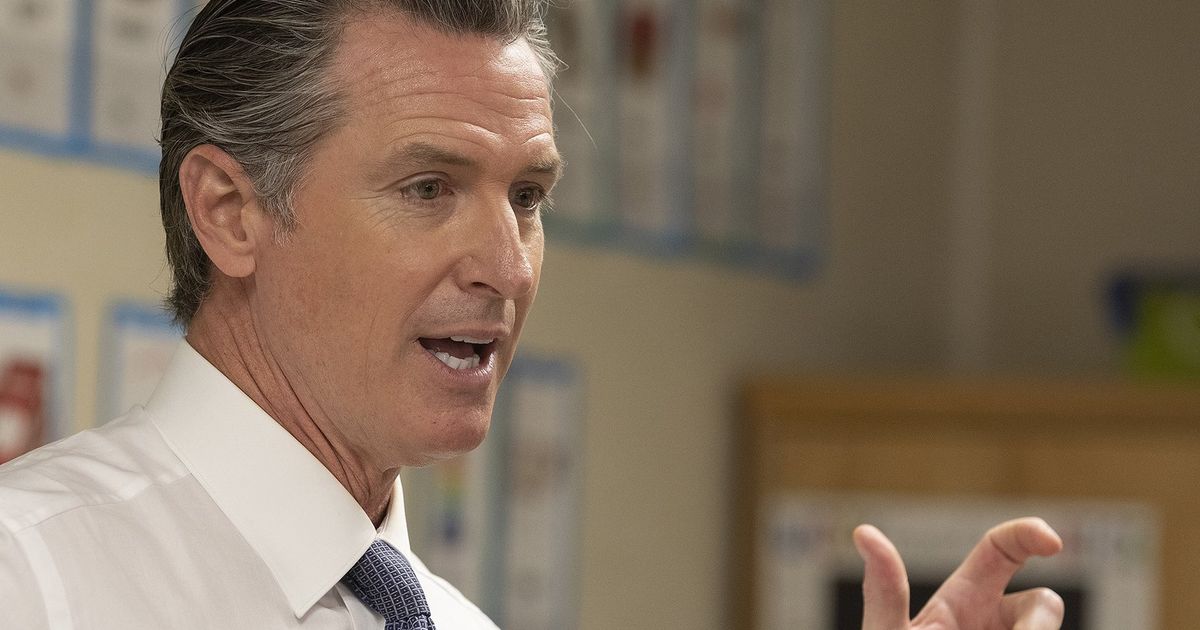 California governor criticized again for not wearing a mask | The ...