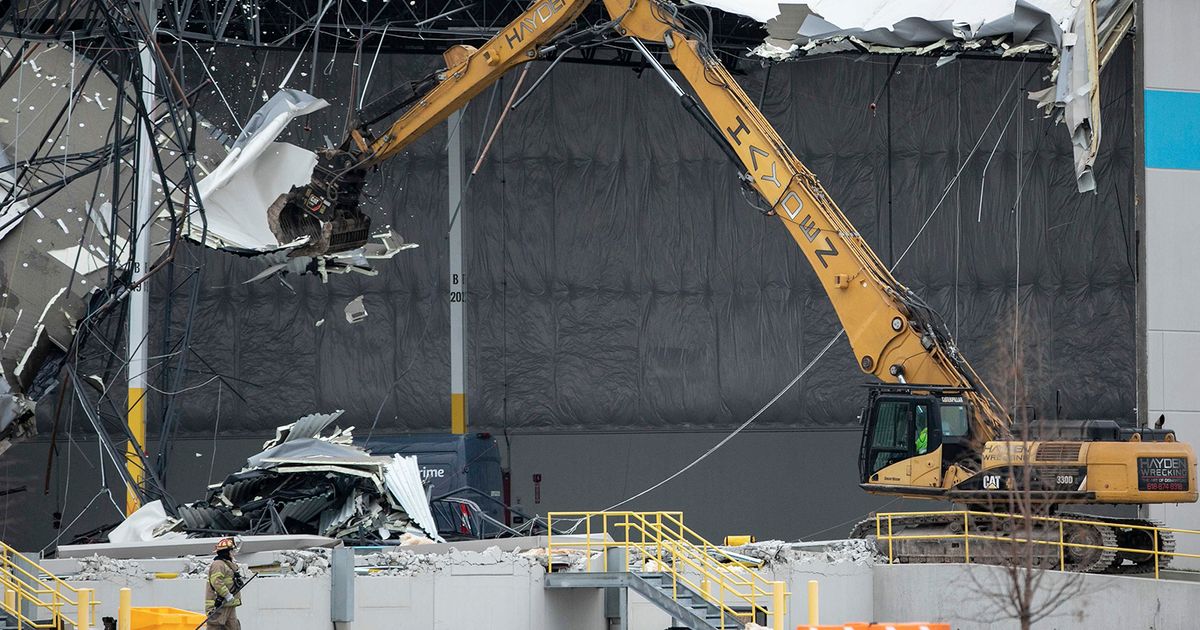 As tornado hit busy Amazon site, it felt ‘like the floor was coming off ...