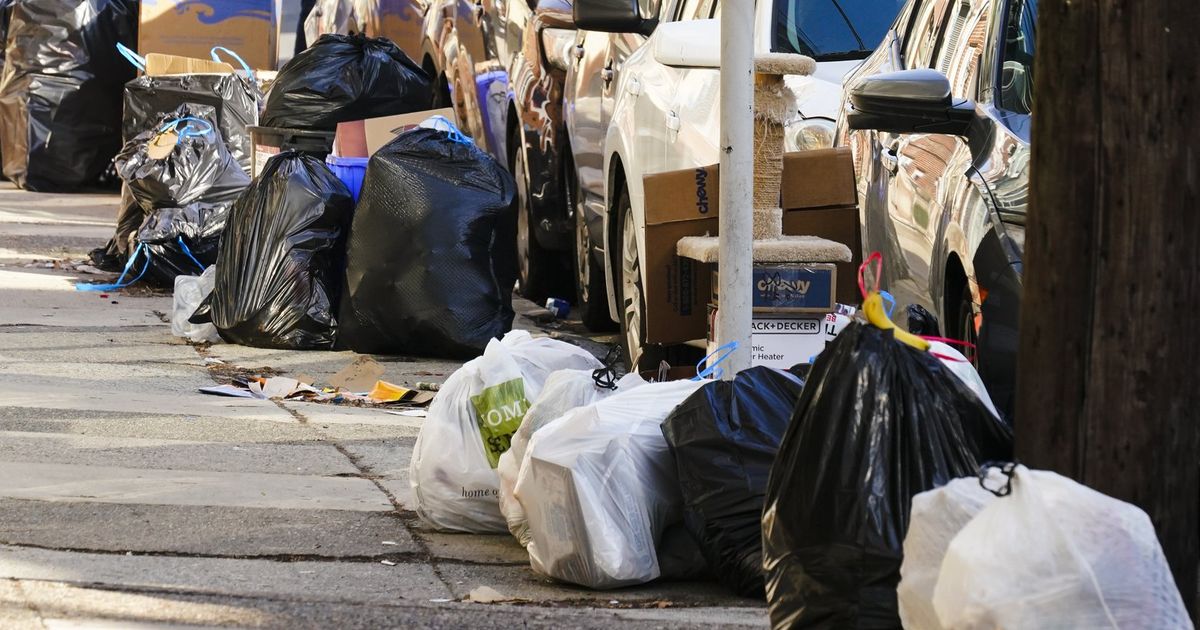 Garbage and recyclables pile up as omicron takes its toll | The Seattle ...