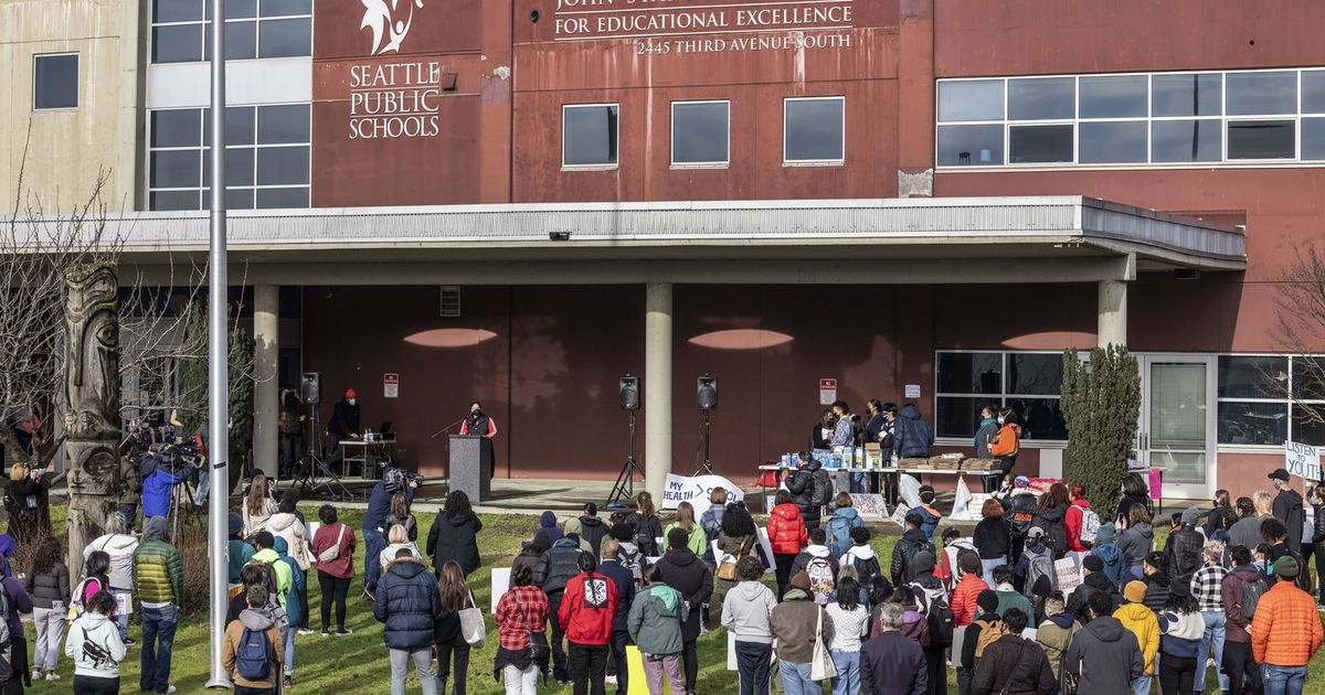 Seattle students rally to demand stronger health and safety protocols ...
