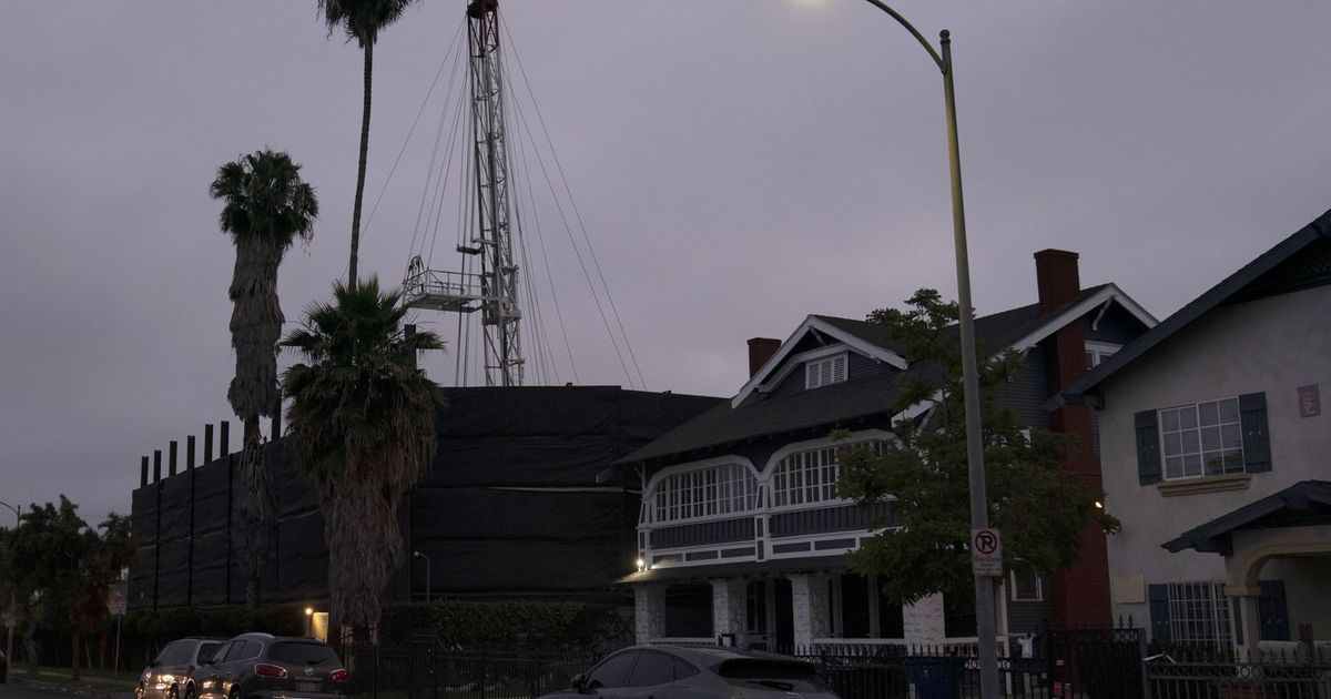 Los Angeles City Council approves phaseout of oil drilling | The ...