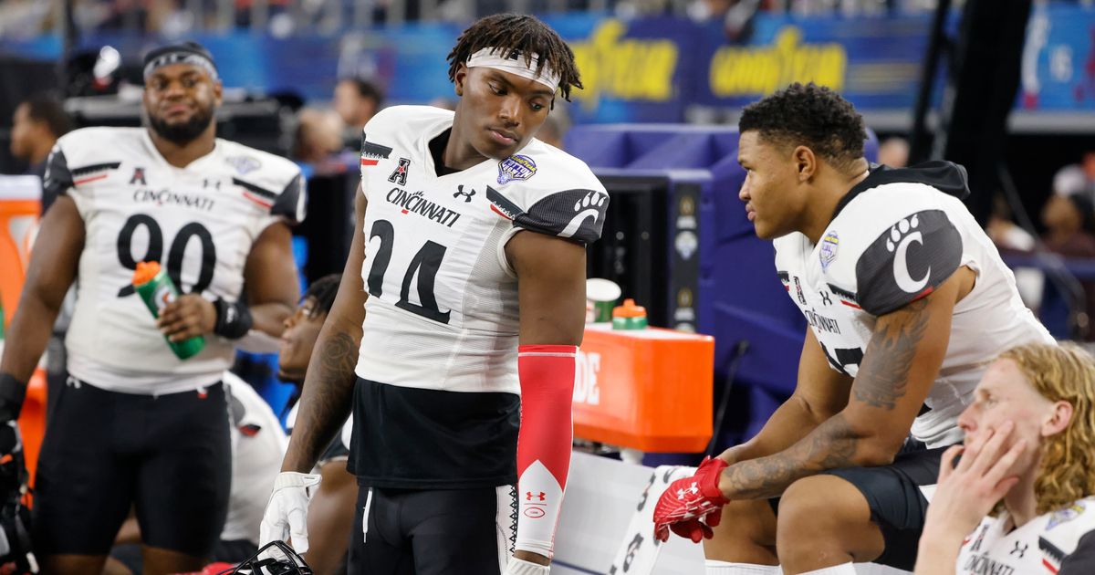 Cincinnati’s Ford, Gardner departing early for NFL draft | The Seattle ...